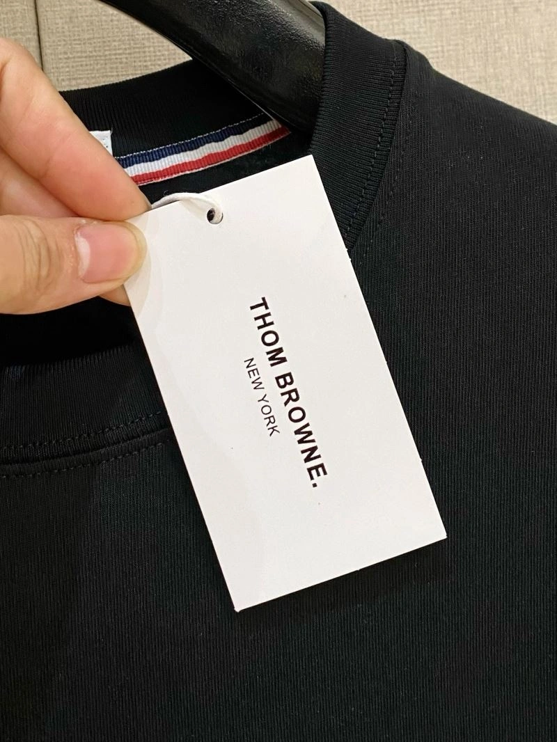 Exact replica Thom Browne T-Shirts