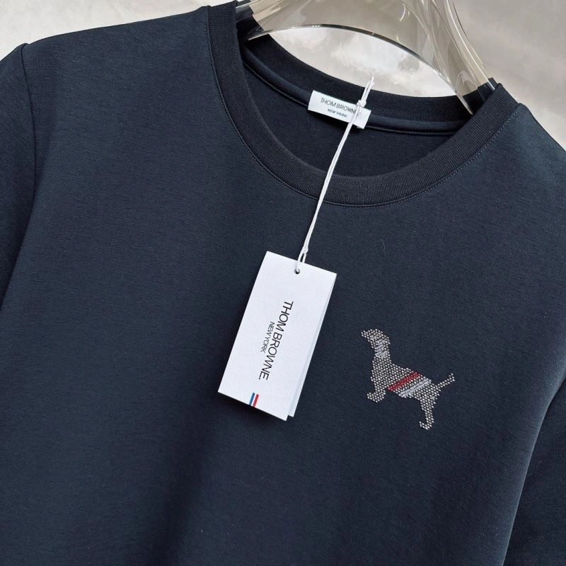Exact replica Thom Browne T-Shirts