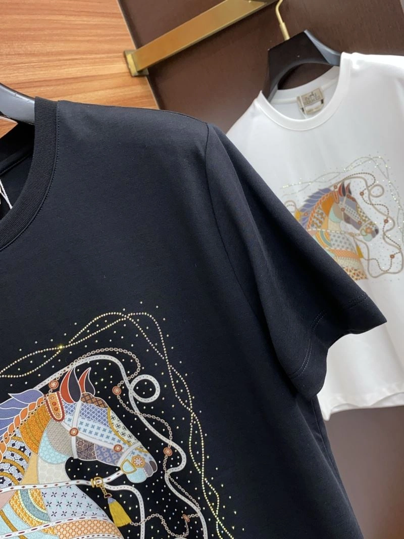 Cut-rate Thom Browne T-Shirts