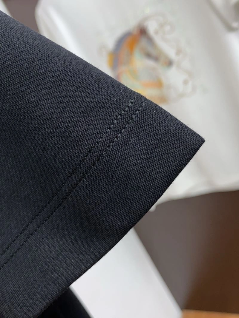 Cut-rate Thom Browne T-Shirts