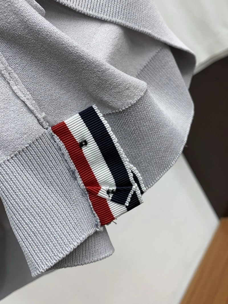 Exact replica Thom Browne T-Shirts