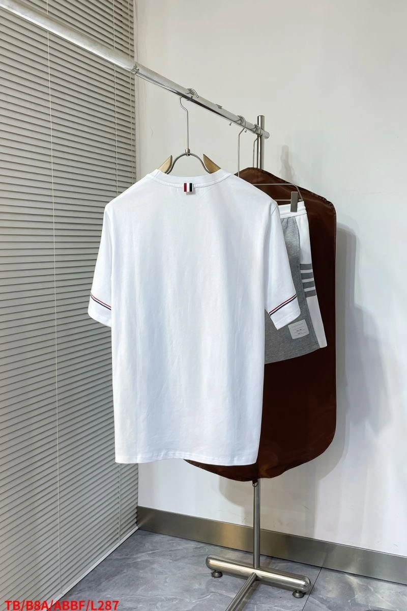 Inexpensive Thom Browne T-Shirts