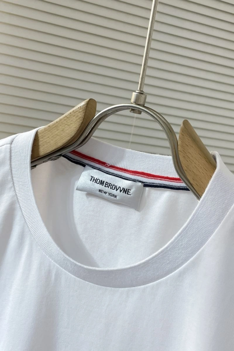 Inexpensive Thom Browne T-Shirts