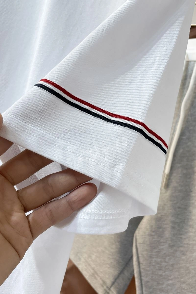 Inexpensive Thom Browne T-Shirts