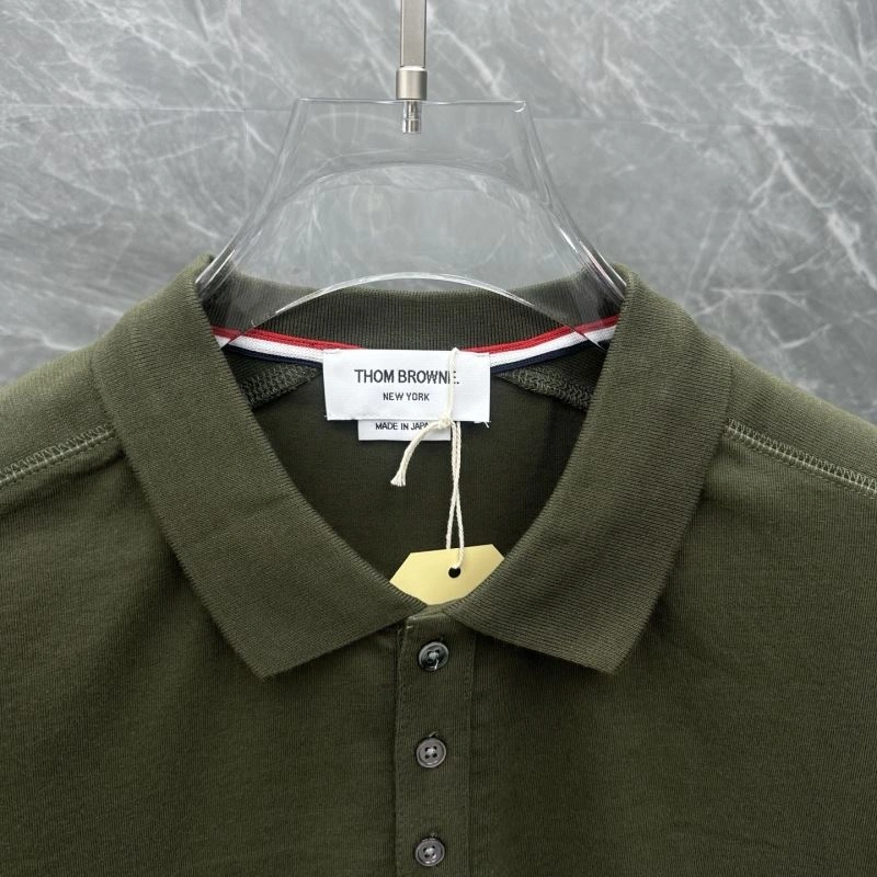 Accurate model Thom Browne T-Shirts