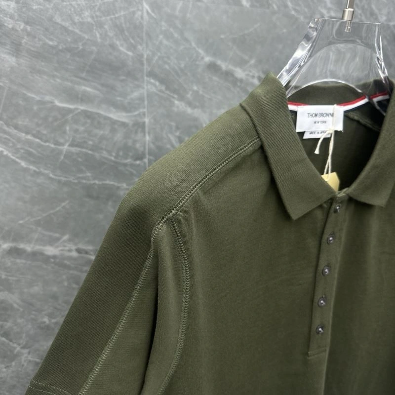Accurate model Thom Browne T-Shirts