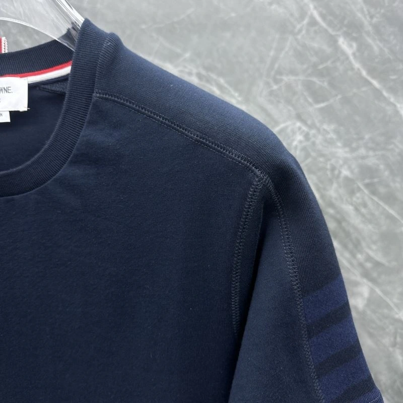 Exact replica Thom Browne T-Shirts