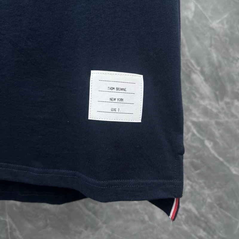Exact replica Thom Browne T-Shirts