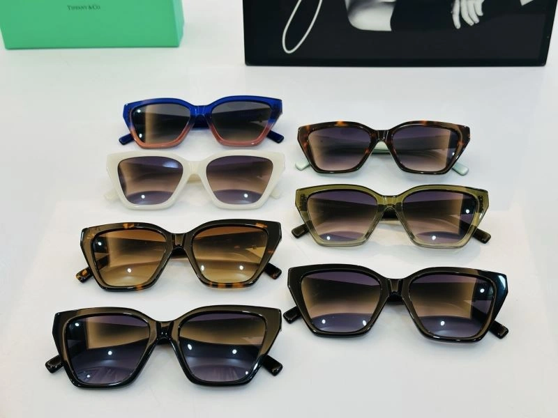 Budget-friendly Tiffamy Sunglasses