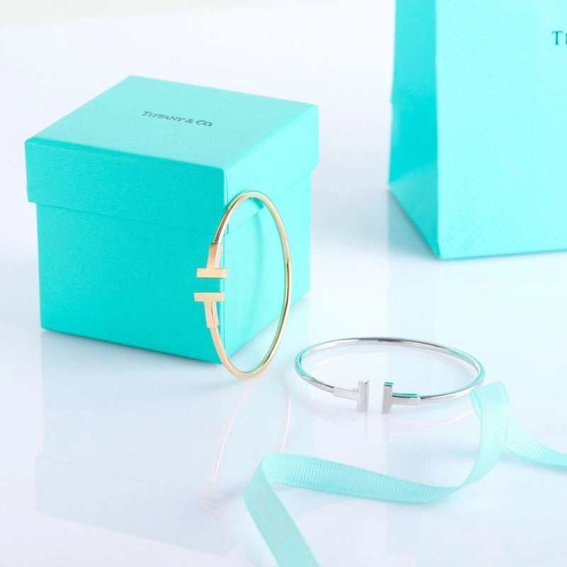 Accurate model Tiffany Bracelets