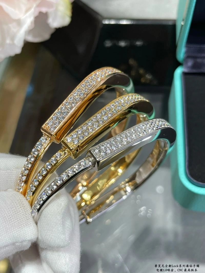 Top mirror Tiffany Bracelets