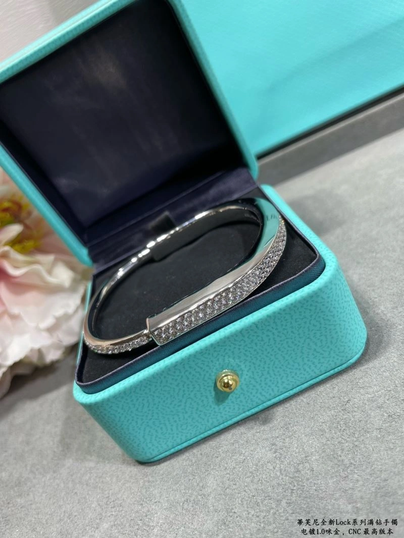 Top mirror Tiffany Bracelets