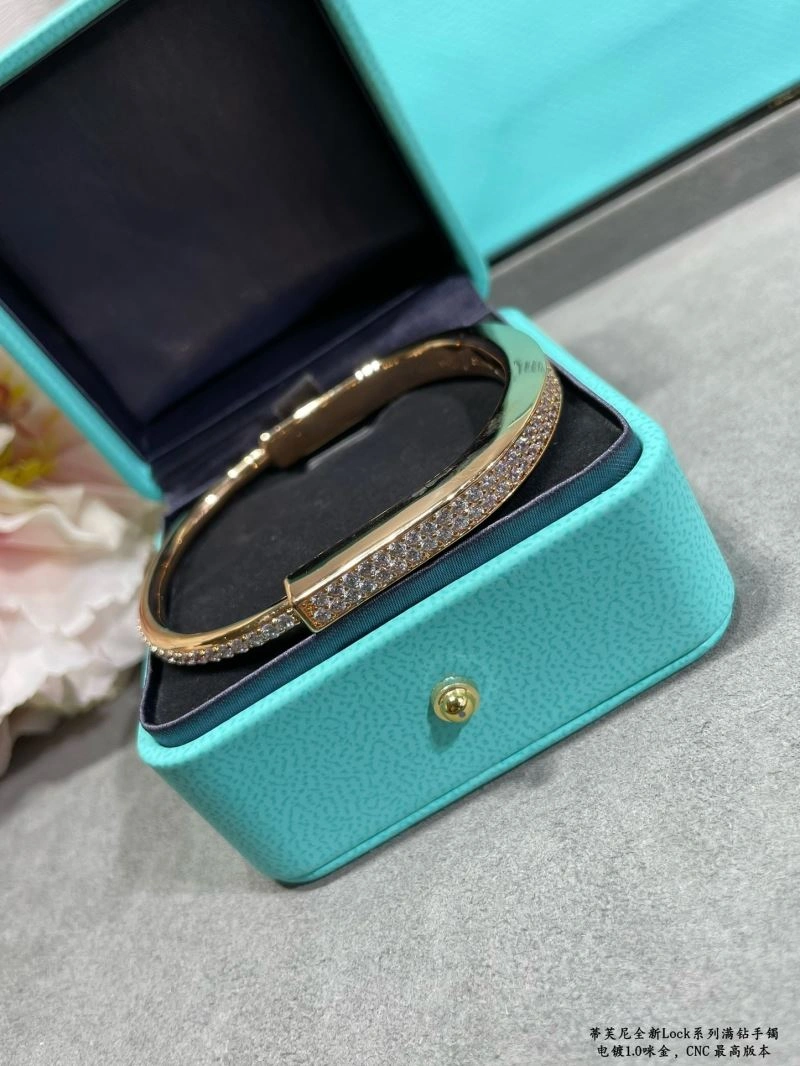Top mirror Tiffany Bracelets