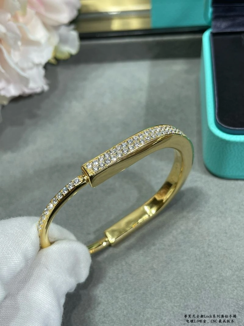 Top mirror Tiffany Bracelets
