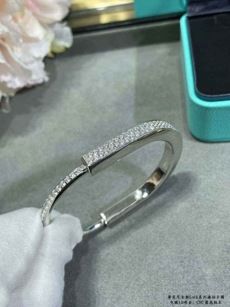 Top mirror Tiffany Bracelets