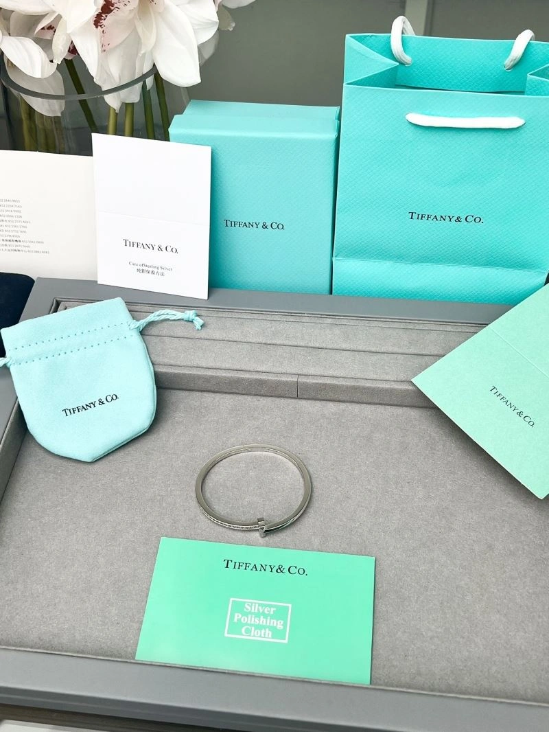 Brand-authenticated Tiffany Bracelets