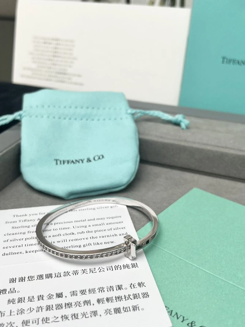 Brand-authenticated Tiffany Bracelets