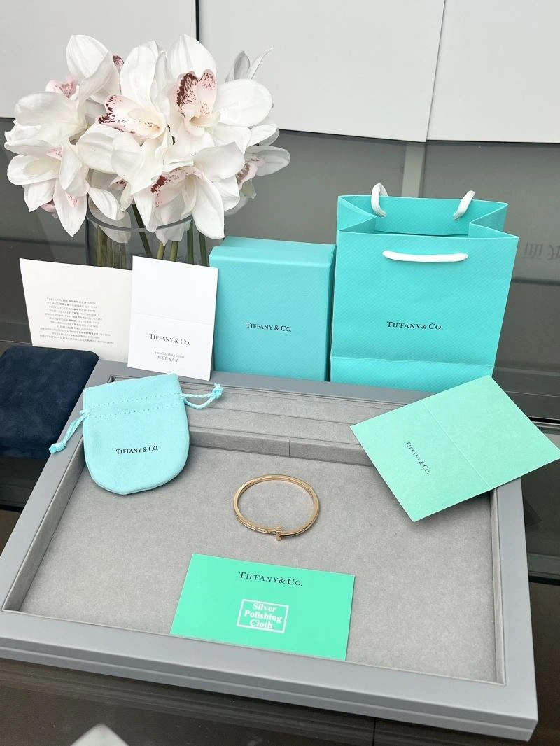 Factory-made Tiffany Bracelets