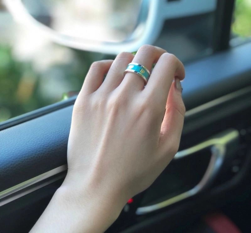 Brand-authenticated Tiffany Bracelets