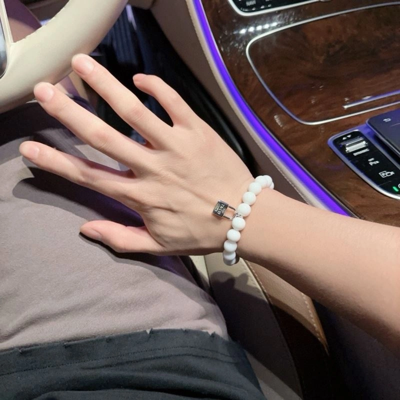 Brand-authenticated Tiffany Bracelets