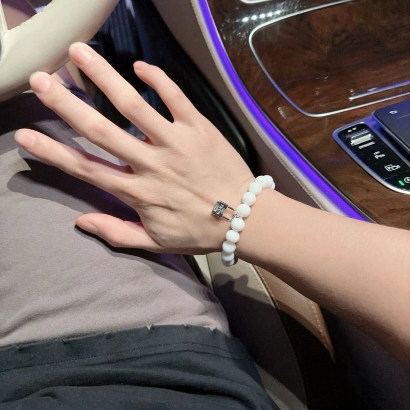 Brand-authenticated Tiffany Bracelets