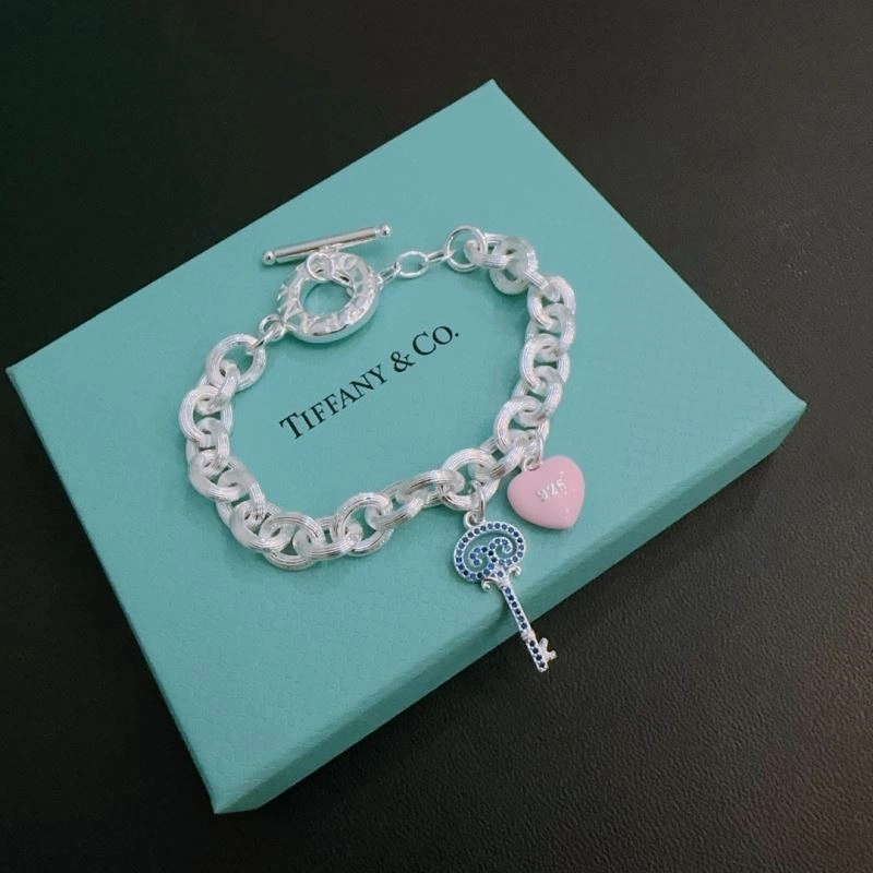 Accurate model Tiffany Bracelets