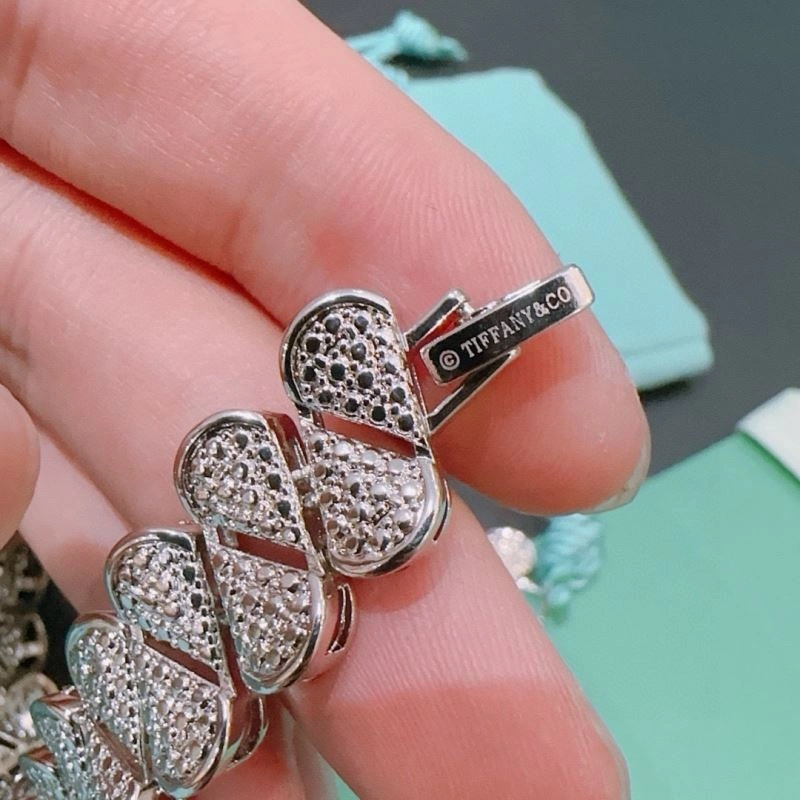 Accurate model Tiffany Bracelets