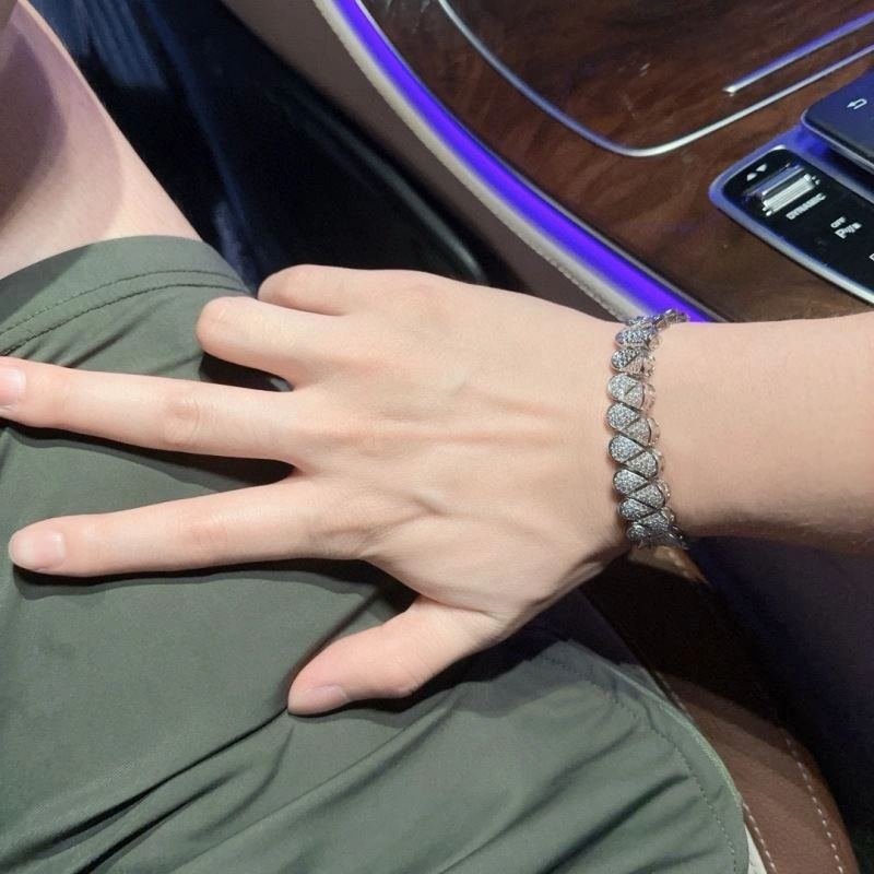 Accurate model Tiffany Bracelets