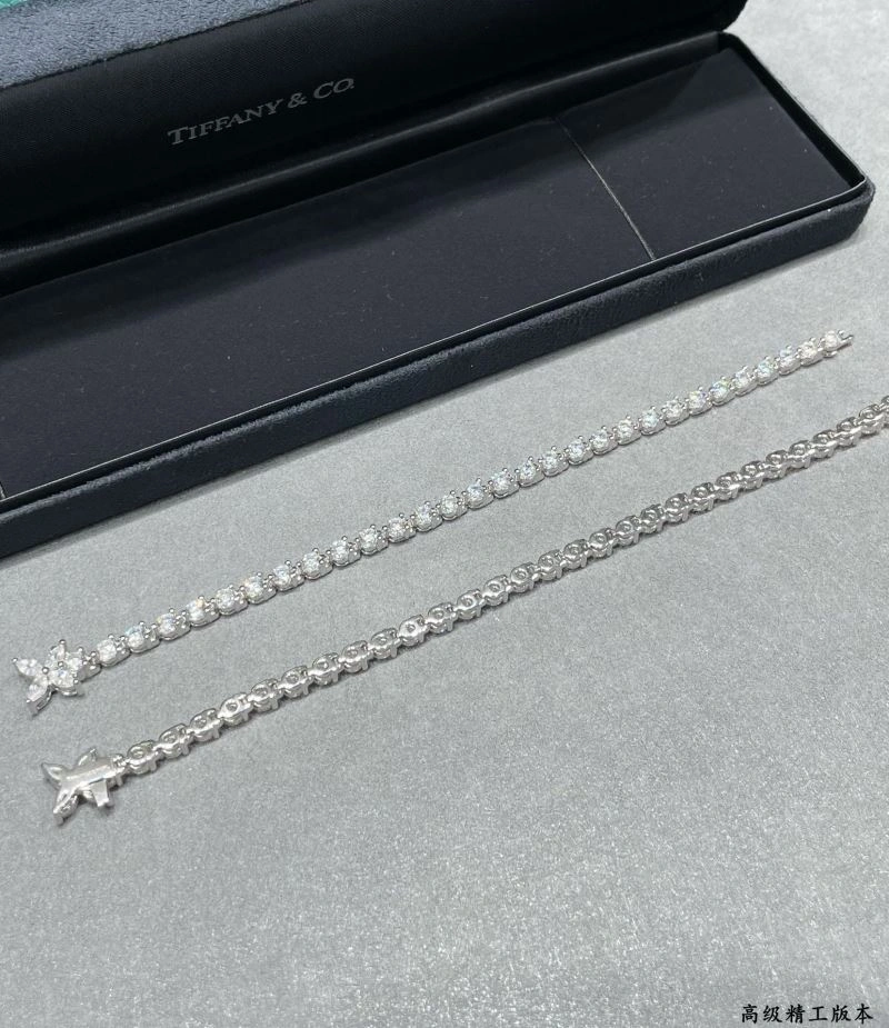 Accurate model Tiffany Bracelets