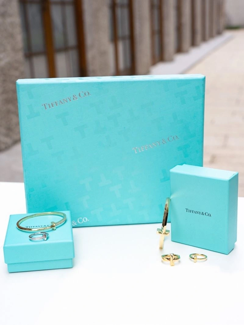 Low-cost Tiffany Bracelets