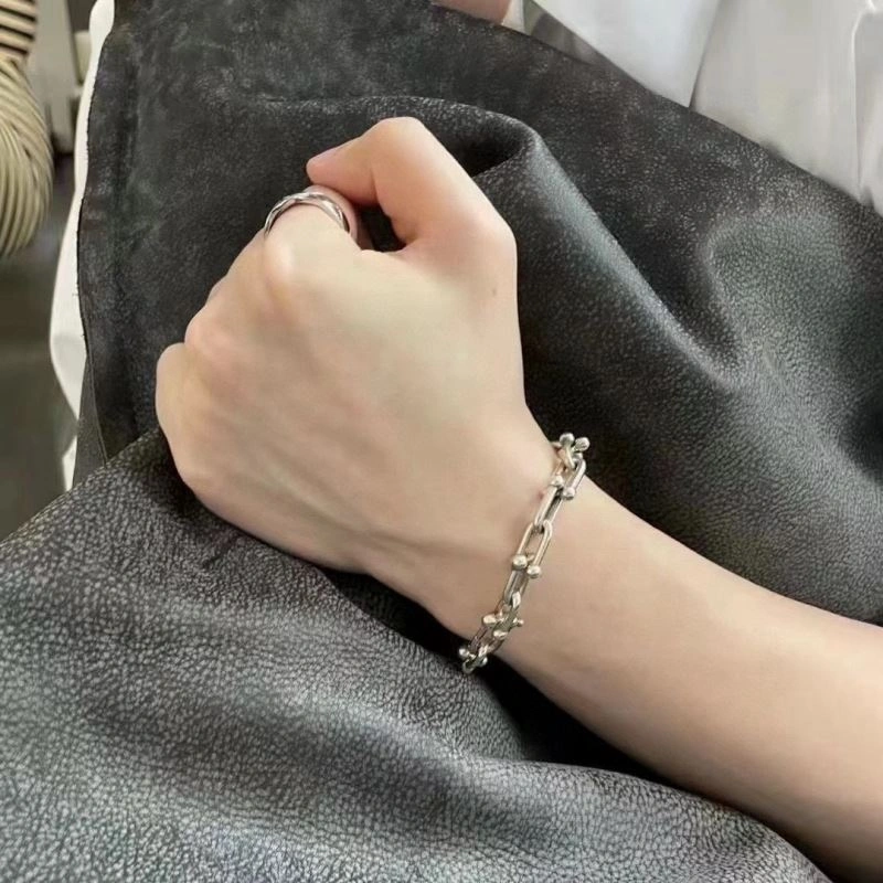 Brand-authenticated Tiffany Bracelets
