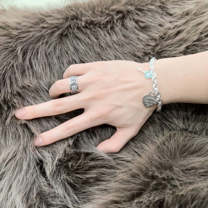 Low-cost Tiffany Bracelets