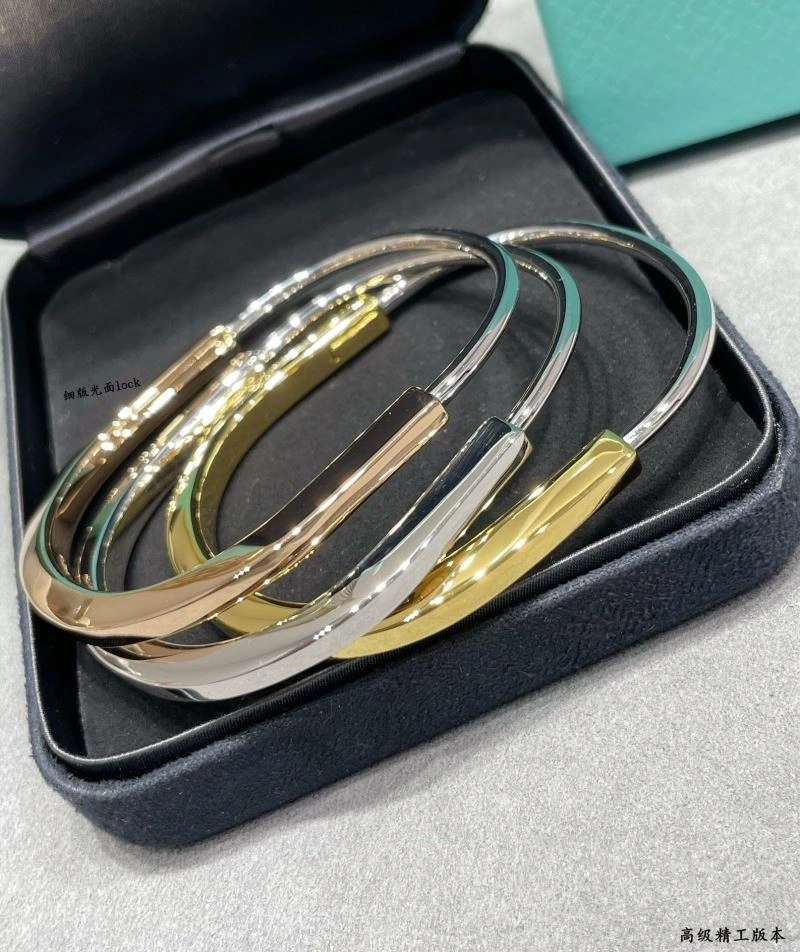 Top mirror Tiffany Bracelets
