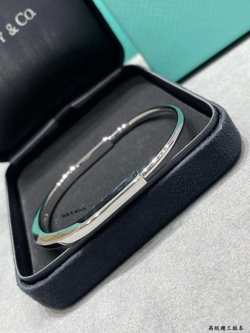 Top mirror Tiffany Bracelets