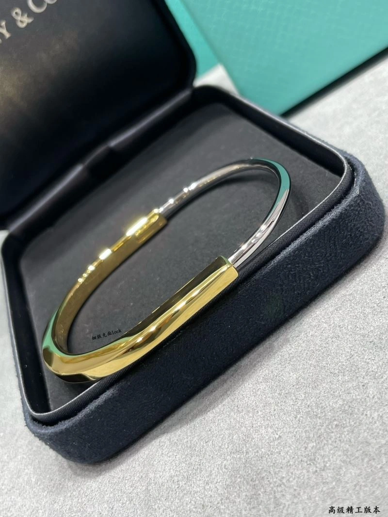 Top mirror Tiffany Bracelets