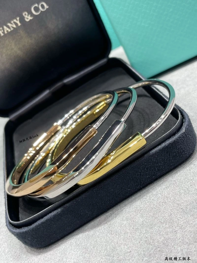 Top mirror Tiffany Bracelets