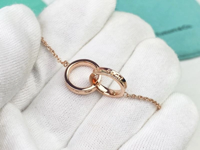 Brand-authenticated Tiffany Bracelets