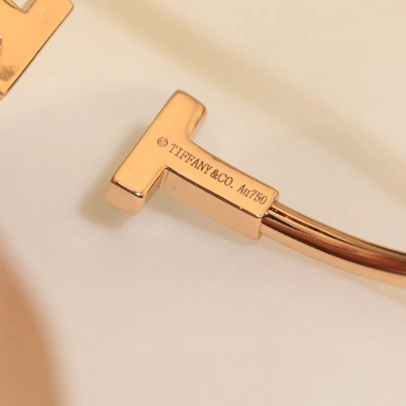 Indistinguishable Tiffany Bracelets