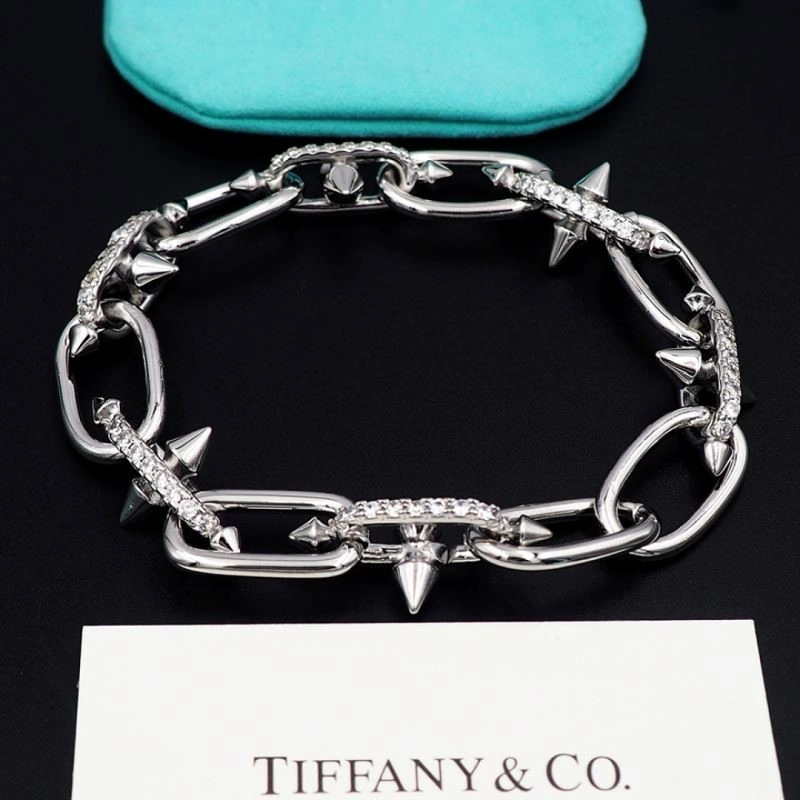 Accurate model Tiffany Bracelets