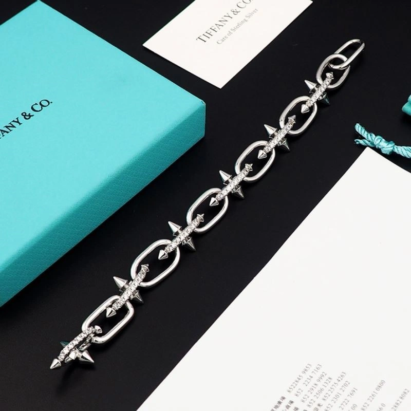 Accurate model Tiffany Bracelets