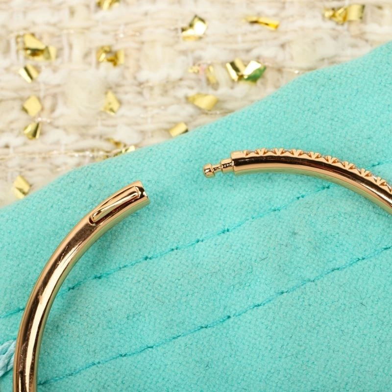 Value-priced Tiffany Bracelets