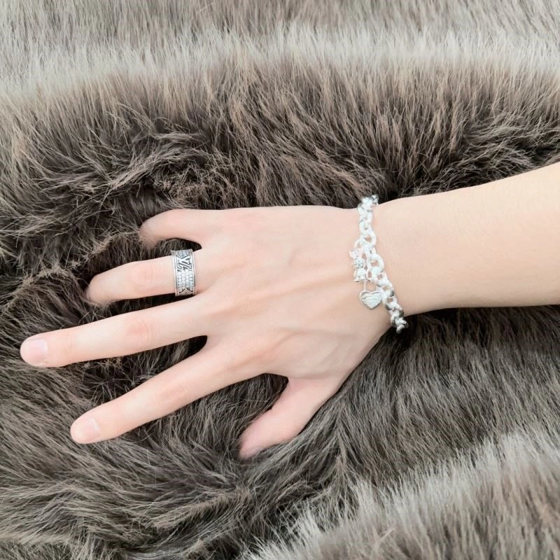 Accurate model Tiffany Bracelets
