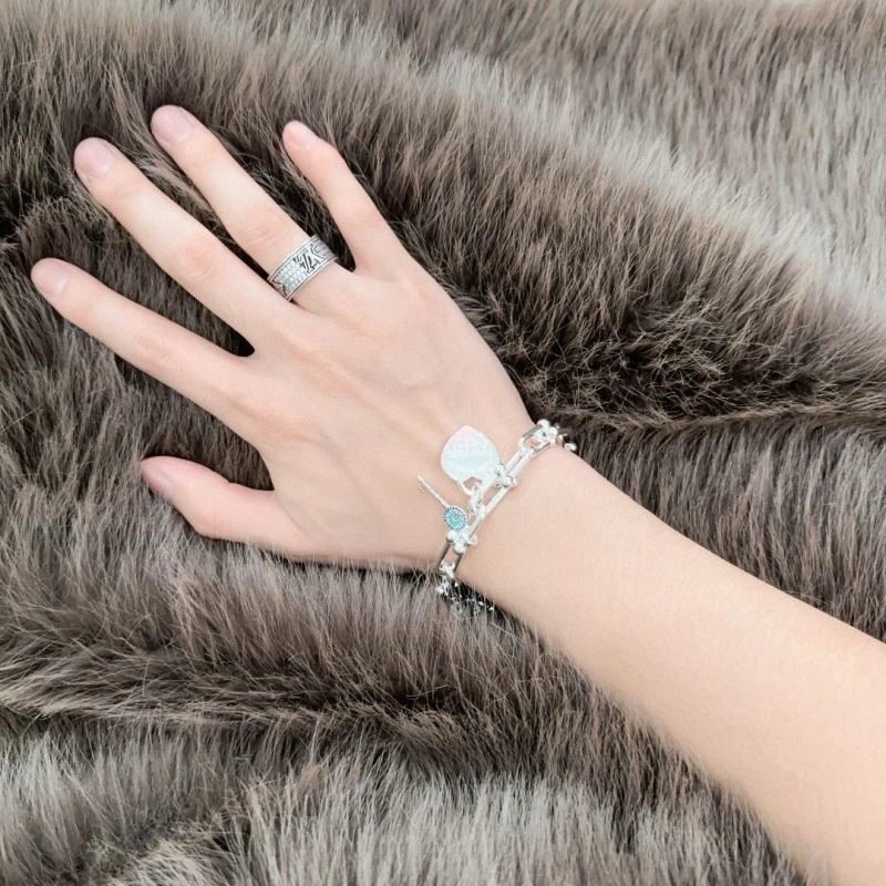 Low-cost Tiffany Bracelets