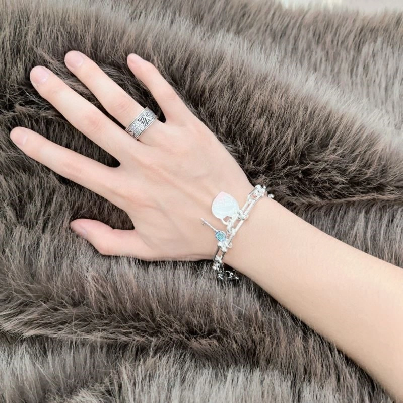 Low-cost Tiffany Bracelets
