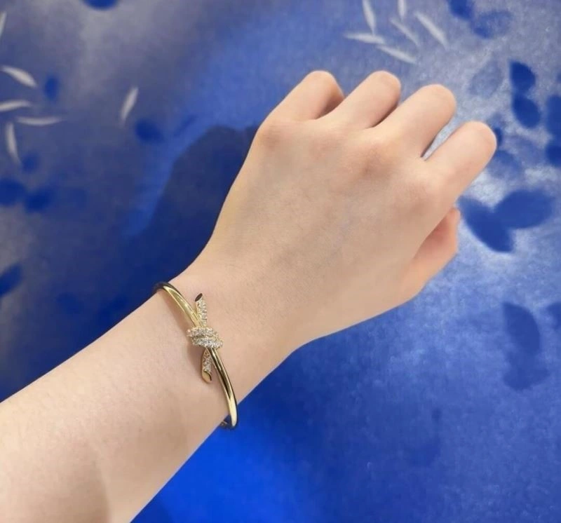 Indistinguishable Tiffany Bracelets