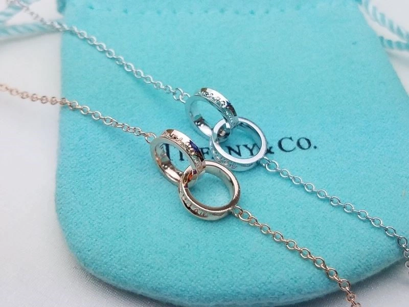 Accurate model Tiffany Bracelets