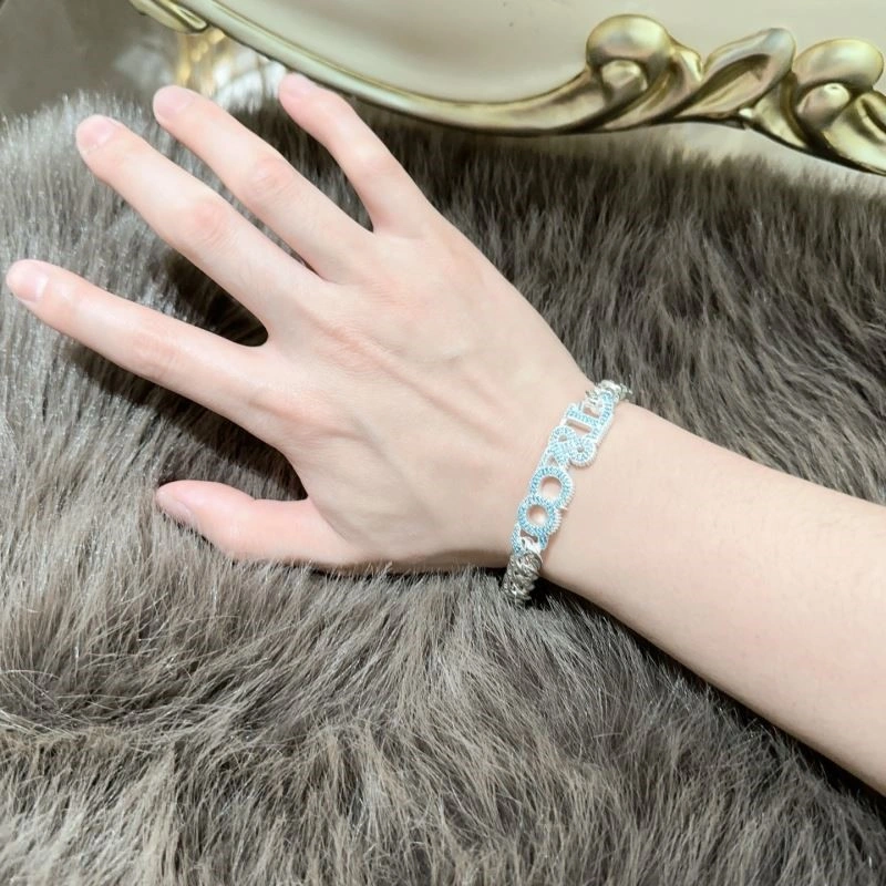 Value-priced Tiffany Bracelets