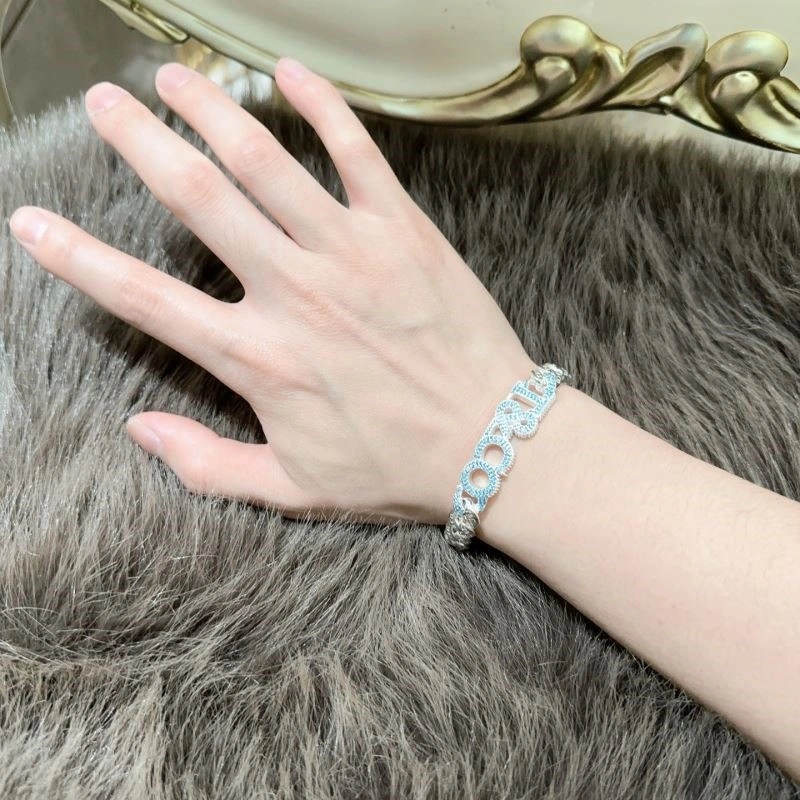 Value-priced Tiffany Bracelets