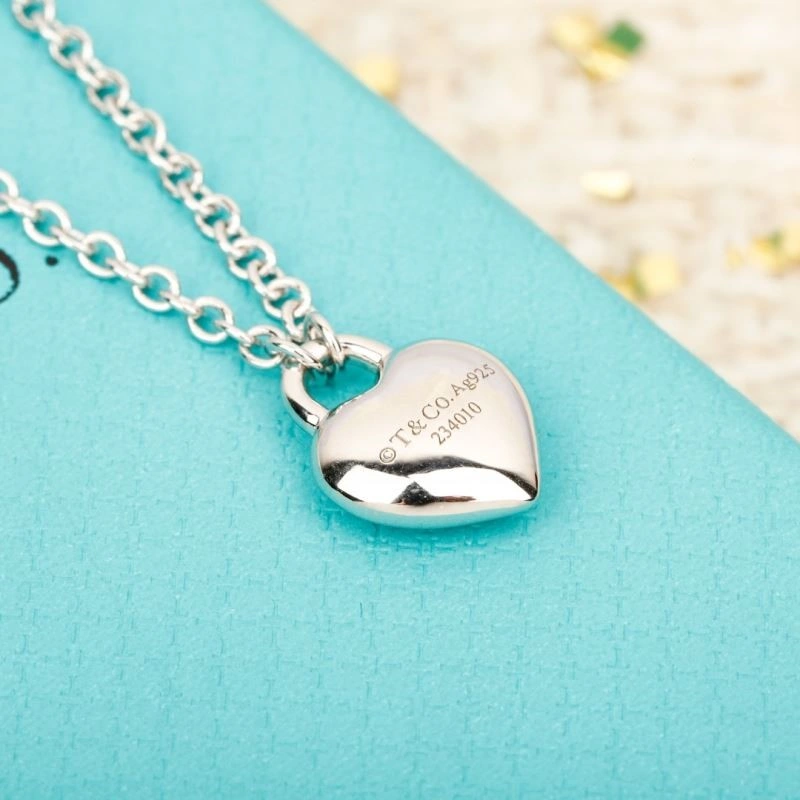 Brand-authenticated Tiffany Bracelets