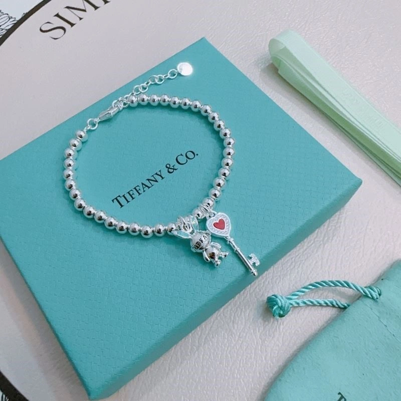 Accurate model Tiffany Bracelets